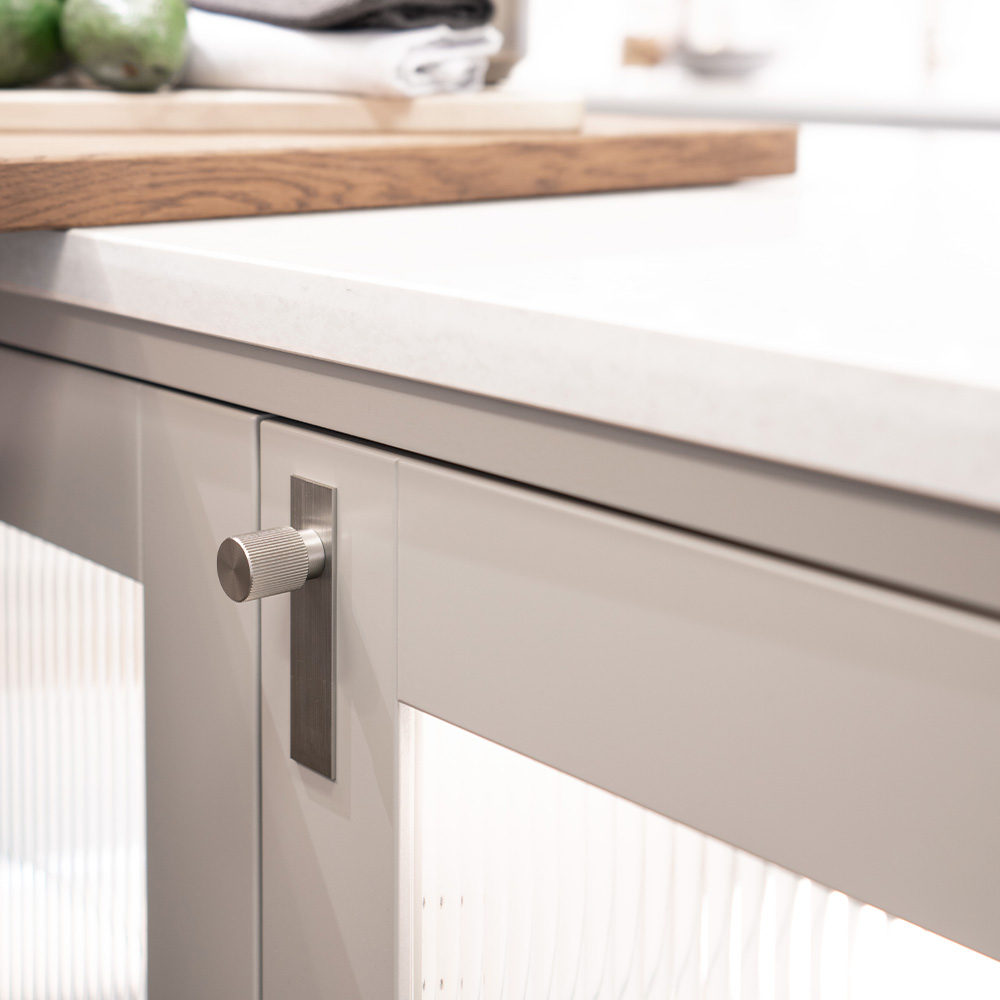 Vi välkomnar vårens nya handtag och knoppar | Beslag Design