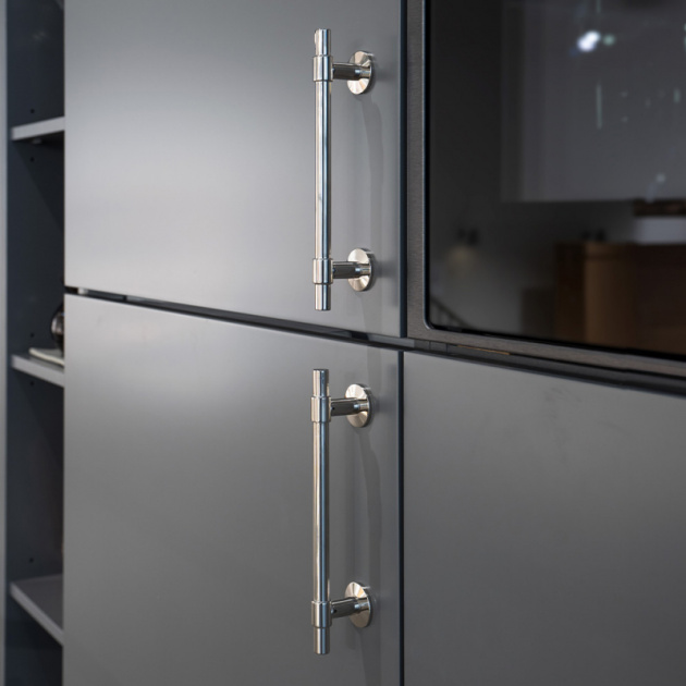 Handtag Uniform - 128mm - Förnicklad | Beslag Design