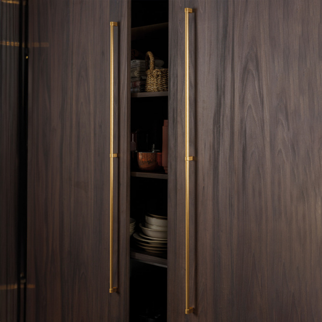 Handtag Linkk - Borstad mässing | Handtag | Beslag Design