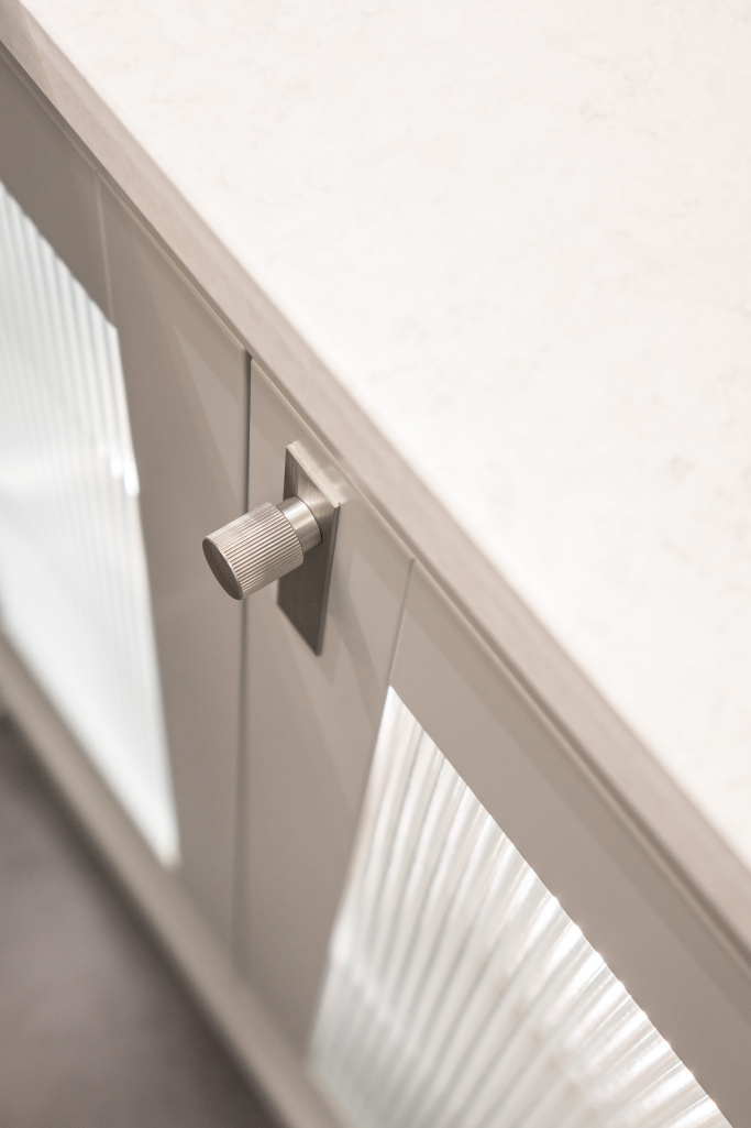 Vi välkomnar vårens nya handtag och knoppar | Beslag Design